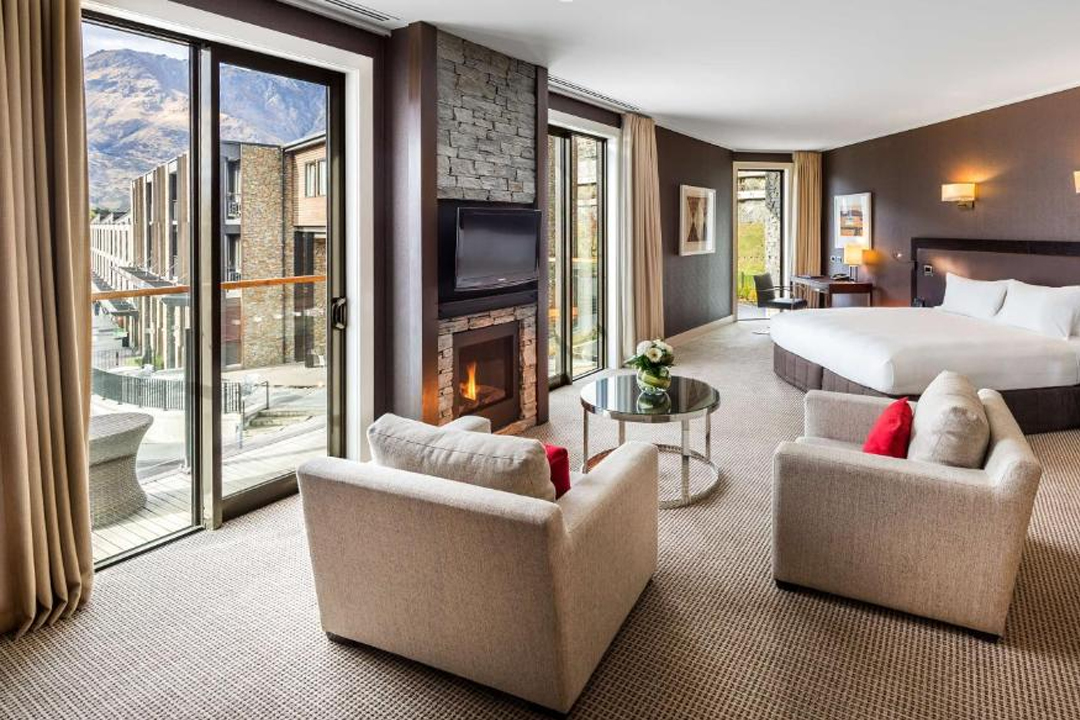 Hilton Queenstown Resort & Spa Lakefront Luxury